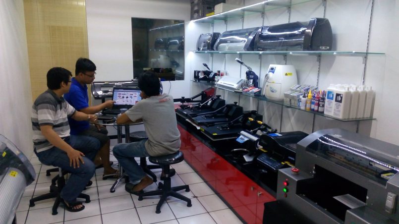 Dealer Mesin Cutting Sticker Murah Terdekat di Kota Anda | Bengkel ...